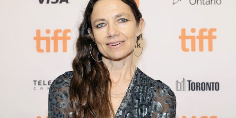 Justine Bateman Critiques 'Un-American' Political Climate: 'Common ...